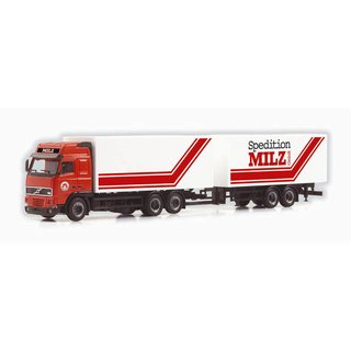 *Herpa 147590 Volvo FH GL Kofferhängerzug, Milz Maßstab 1:87