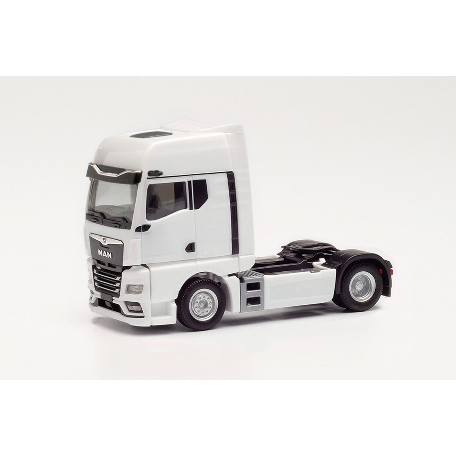 Herpa 315876 MAN TGX GX Zugmaschine mit Spiegelkameras, weiß Maßstab